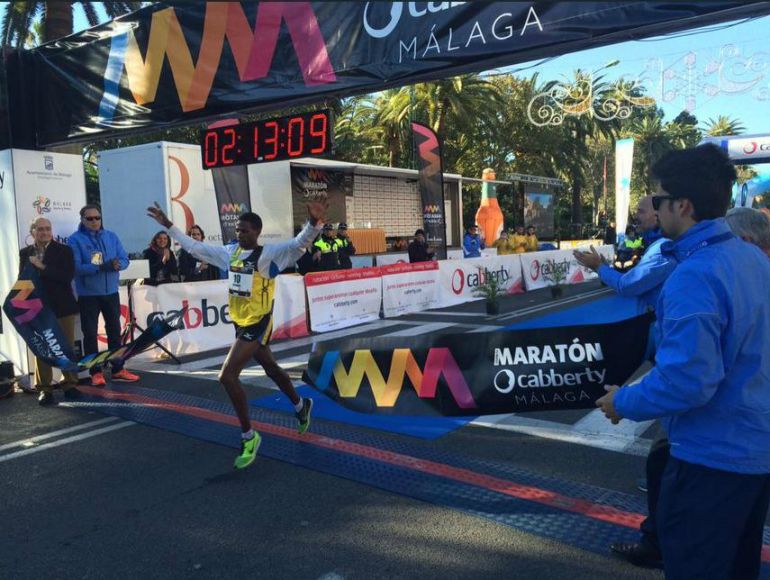 Kipkorir Mutai se impuso en un maratón de récord | ser_malaga | SER ...