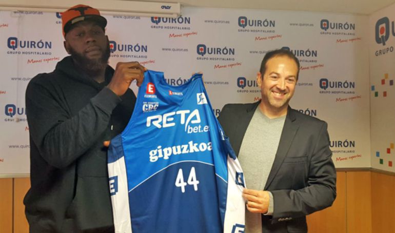 Ivan Johnson deja la ACB: Ivan Johnson rescinde su contrato con el ...