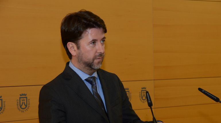 Carlos Alonso: “La presidencia de Rivero es incompatible pero deben ser ...