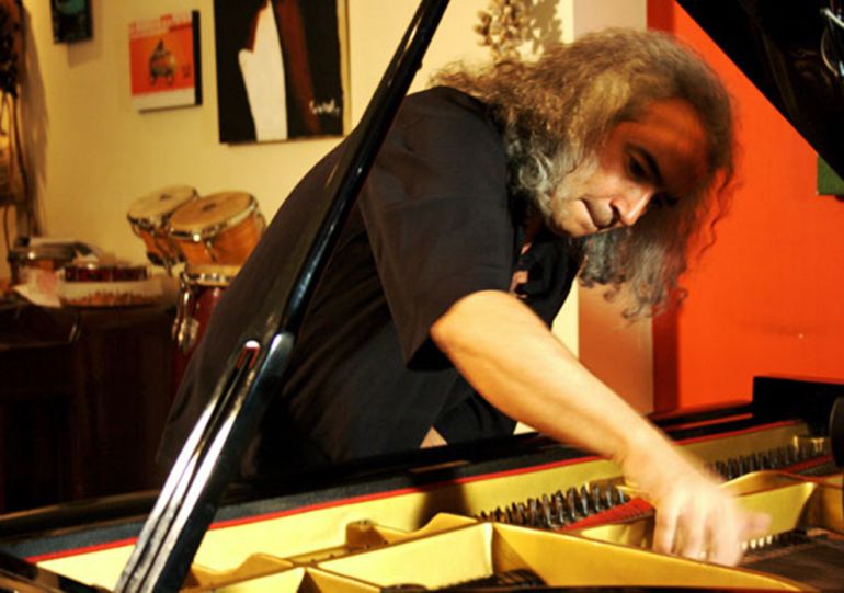 manuel obregón actúa en Alicante: Manuel Obregón, la música de la ...