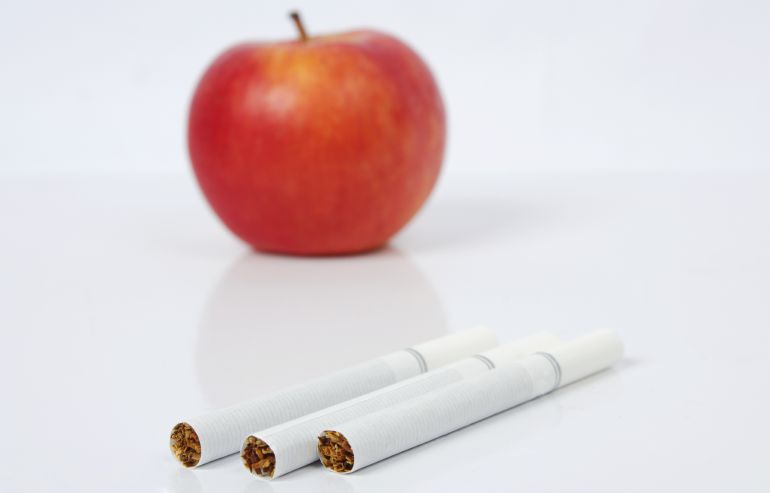 'Te cambio un cigarrillo por fruta' | Radio Murcia | Cadena SER