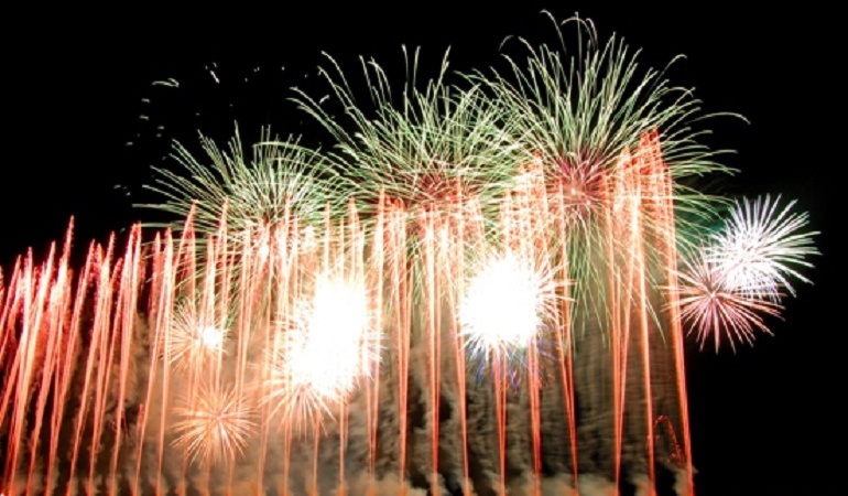 Los pirotécnicos valencianos no están "para tirar cohetes" | Radio ...