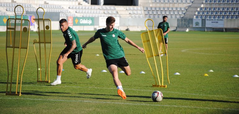 Javi López tiene el cruzado roto y dice adiós a la temporada | SER ...