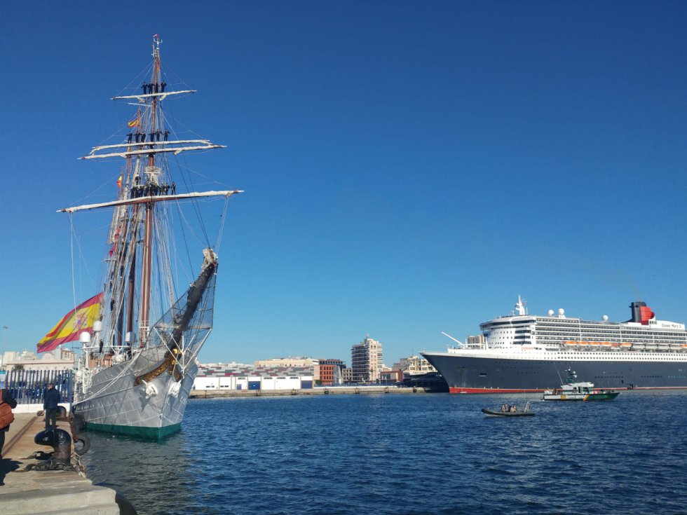 Las imágenes de la salida del Juan Sebastián Elcano | Fotogalería ...