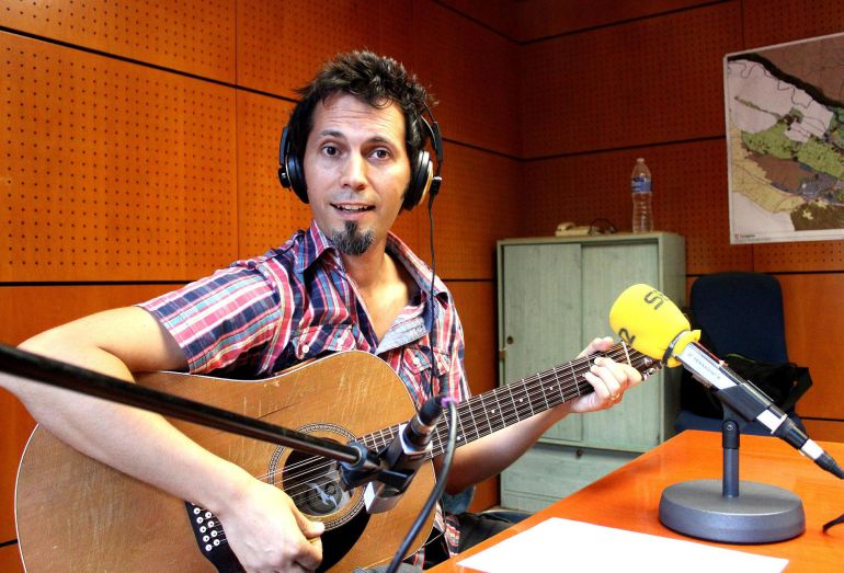 David Angulo le canta al 'pequeño Nicolás' | hoy_por_hoy | Actualidad ...