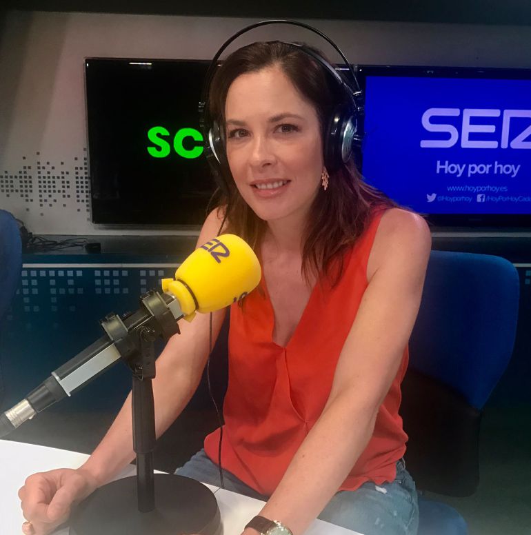 Mamen Mendizábal : "Los periodistas no somos ni héroes ni villanos ...