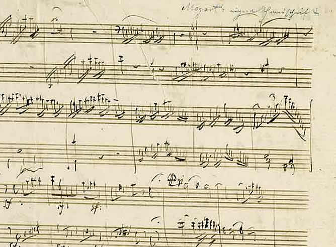 Una hoja manuscrita de Mozart se adjudica por la cifra récord de 150. ...