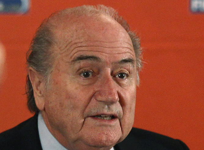 Joseph Blatter busca un cuarto mandato bajo un fuego cruzado en la FIFA ...