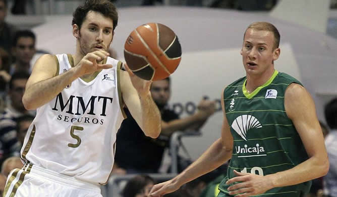 El Madrid, a base de triples, rompe la racha de Unicaja | Últimas ...