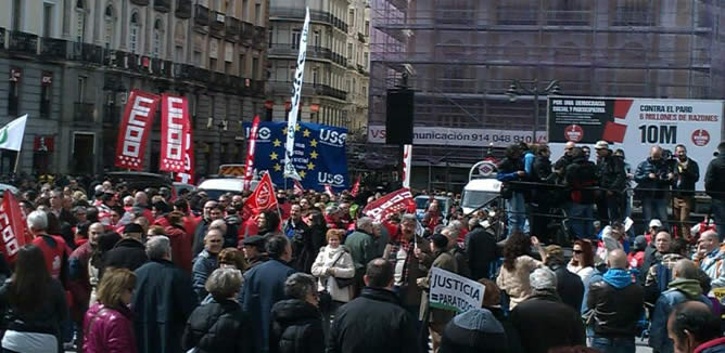Miles de personas se manifiestan contra el paro y la corrupción ...