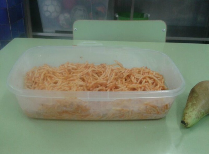 "Antes metíamos la fruta sobrante en las mochilas de los niños" | Radio ...