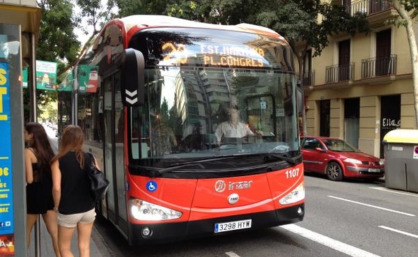 A Barcelona ja està en marxa el primer autobús totalment elèctric ...