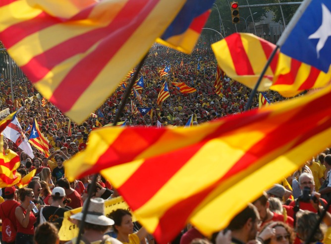 El independentismo catalán exhibe su fuerza en las calles de Barcelona ...
