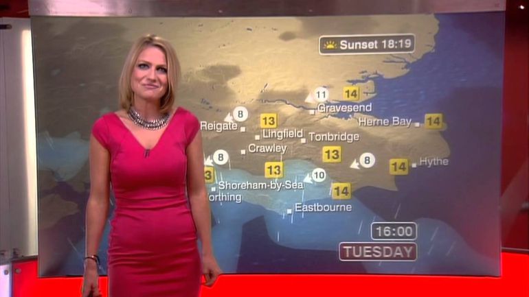 Rachel Mackley: Una presentadora de la BBC se desmaya en directo ...