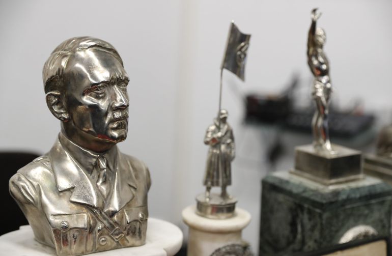 Un busto de Hitler, entre las piezas del tesoro nazi hallado en ...