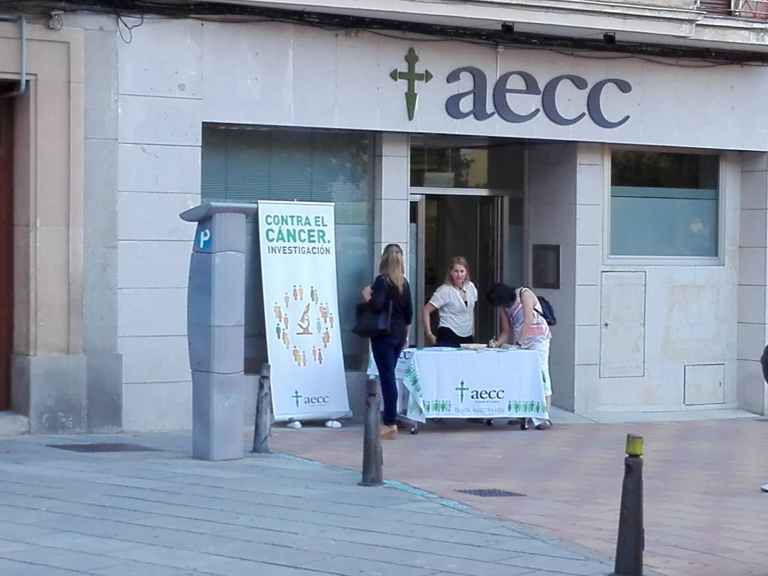 La Asociación Española Contra El Cáncer Alerta Sobre El Uso Fraudulento