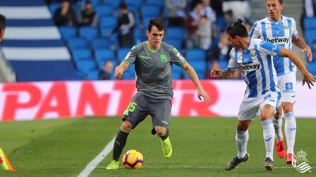 Fútbol, Liga Santander, Real Sociedad: Alex Sola: el debut de un ...