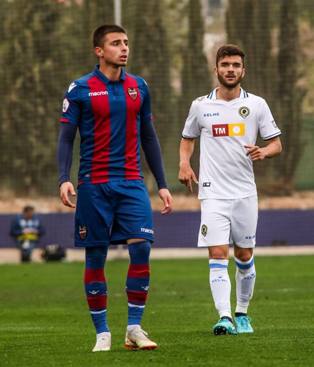 Álvaro Pérez vuelve a la titularidad: "El partido ante Ejea habrá que ...