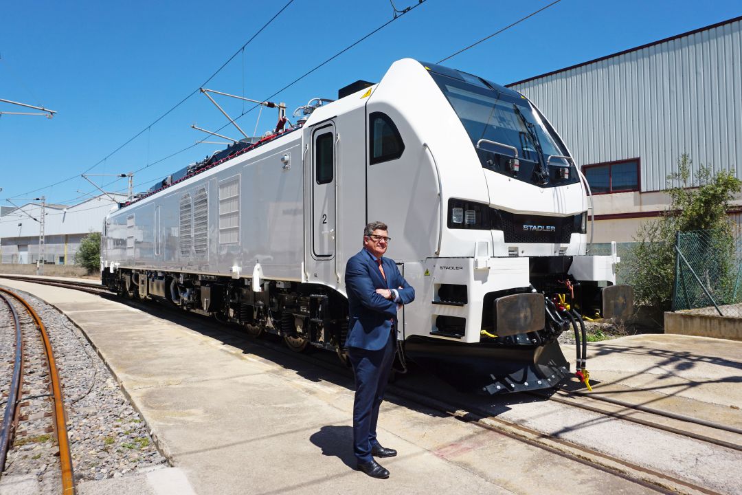 Stadler Valencia confía en crecer gracias a la locomotora híbrida ...