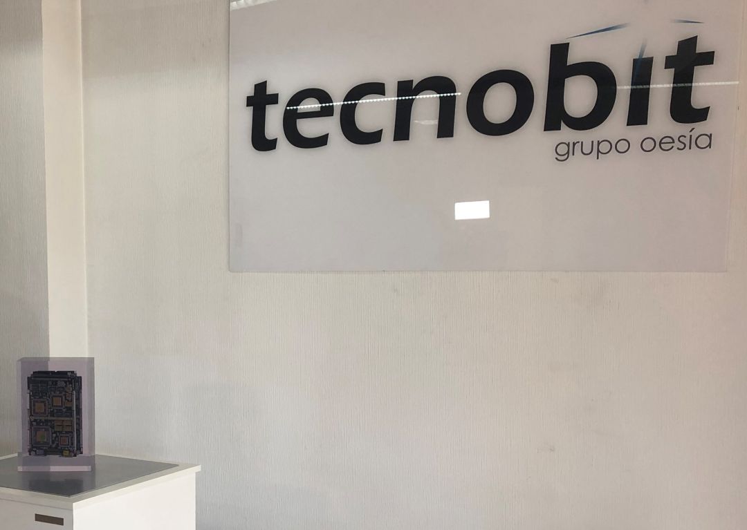 Tecnobit cierra su primer contrato con la Armada de Japón | SER Ciudad ...