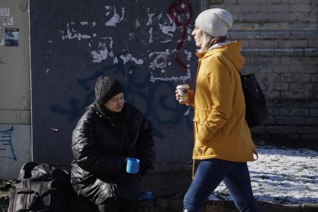 Licencia para mendigar: 23 euros y renovable cada tres meses ...