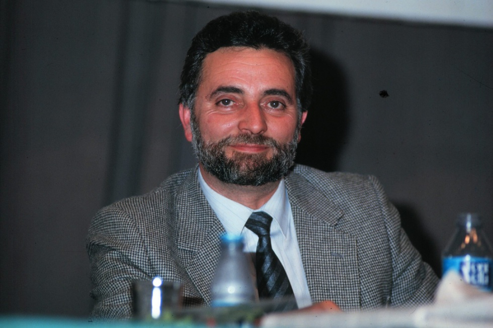 Julio Anguita: más de cuatro décadas de entrega por una democracia ...