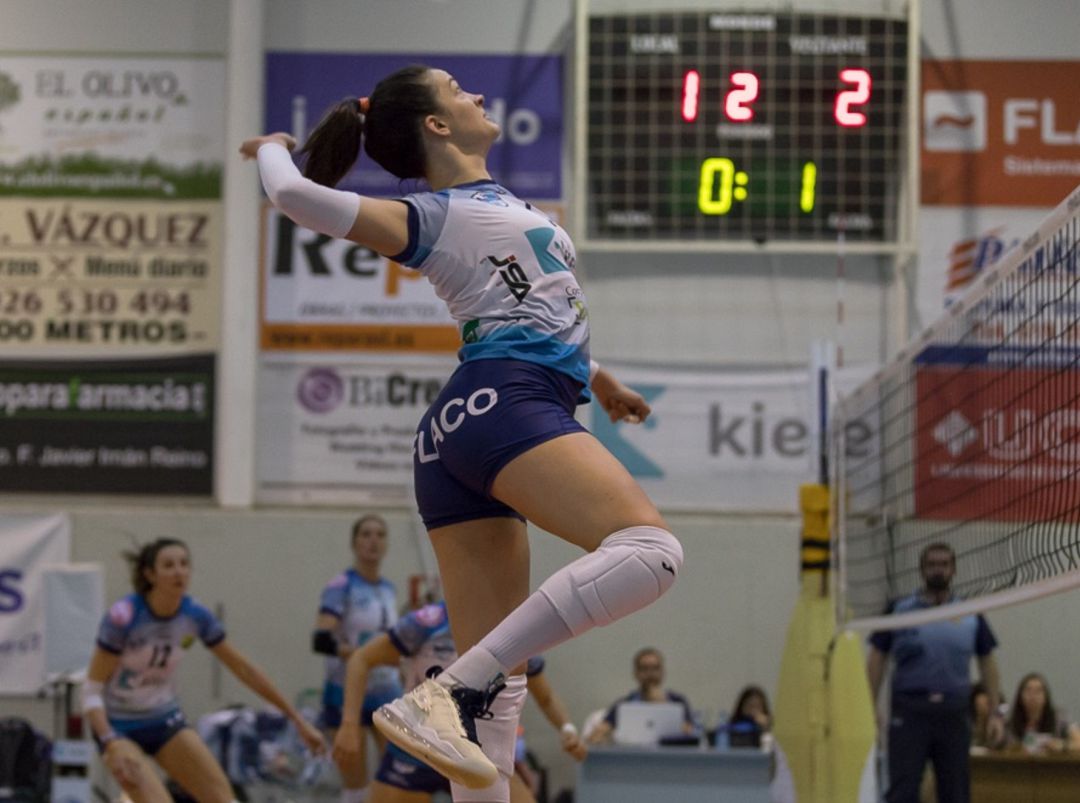 El Kiele Socuéllamos renueva a la central americana Anna Walsh | Radio ...