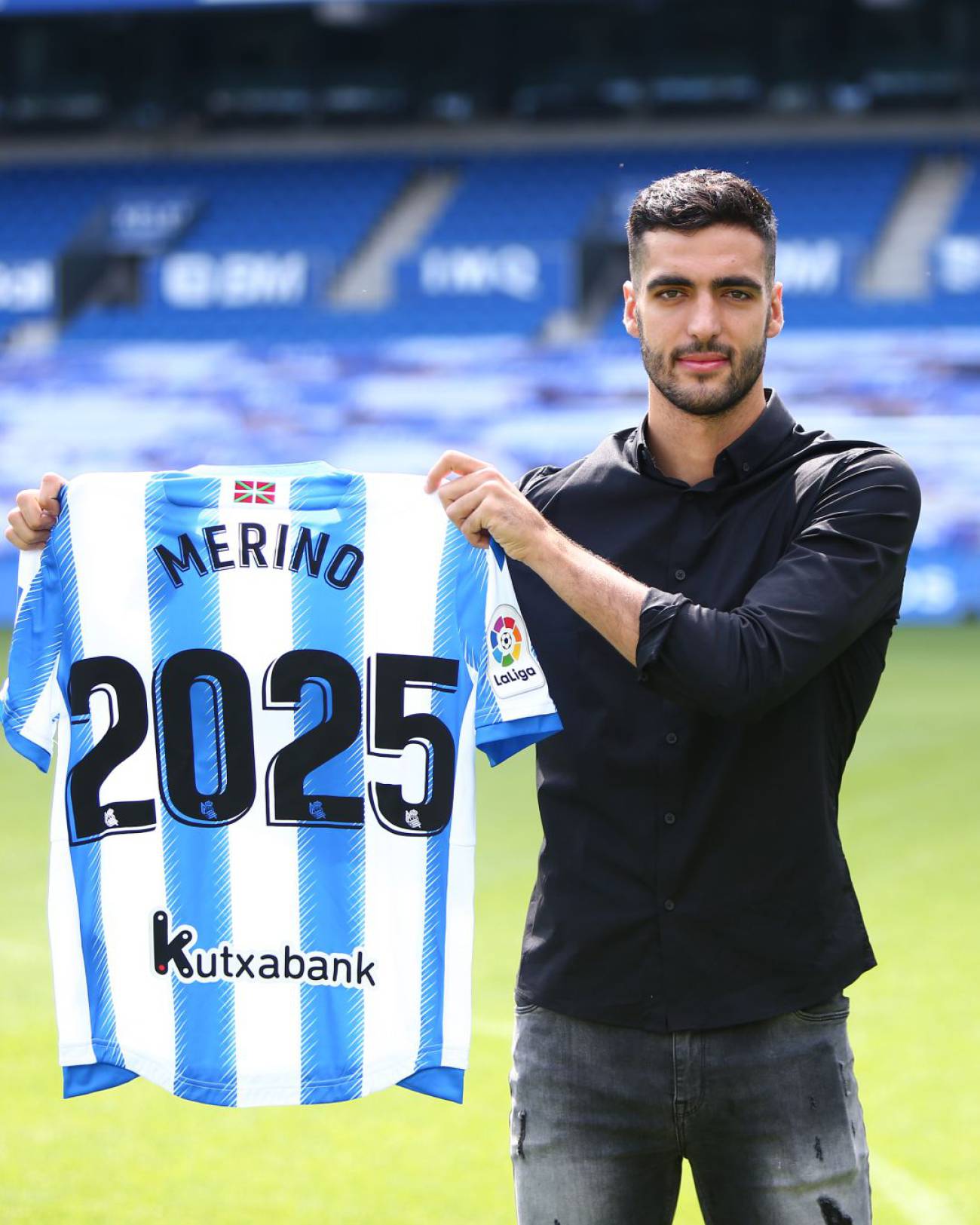 Real Sociedad: Oficial: Mikel Merino renueva hasta 2025 | Radio San ...
