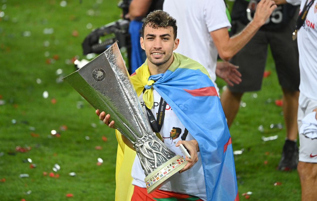 La bandera que sacó Munir en la celebración de la Europa League está ...