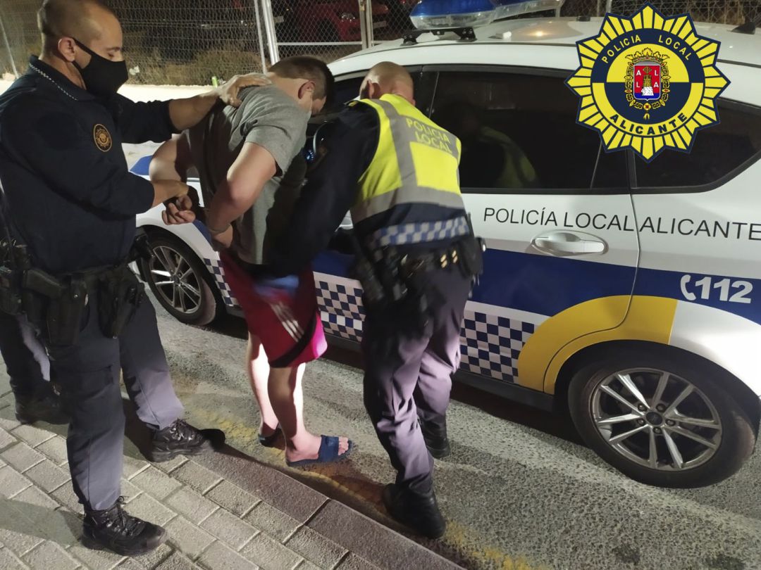 Detenido Un Conductor En Alicante Tras Darse A La Fuga En Un Control De