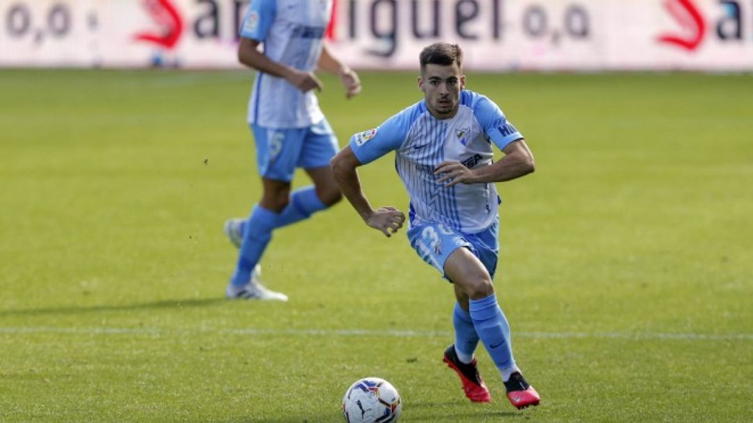 El centrocampista Ramón Enríquez se prueba para ir a Gijón | SER Málaga ...