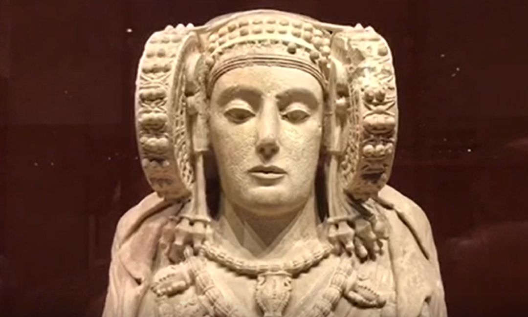 Elche reivindica la cesión de la Dama en el 124 aniversario de su ...